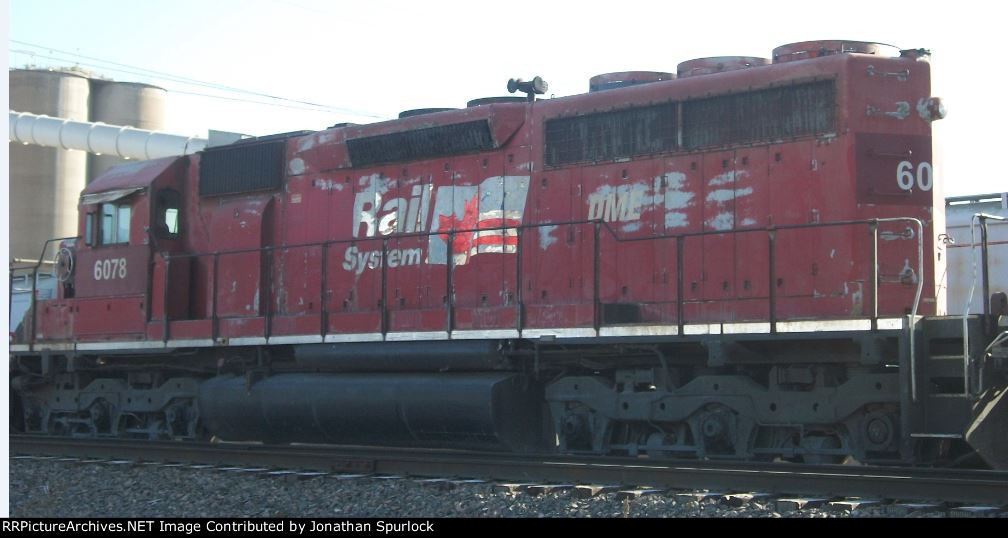 DME 6078, conductor's side view